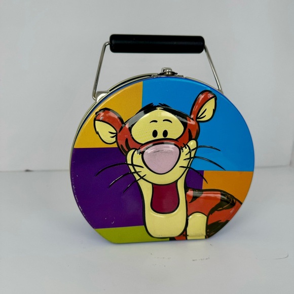 Other | Vintage Winnie The Pooh Tigger Metal Tin Round Blue Lunch Box ...